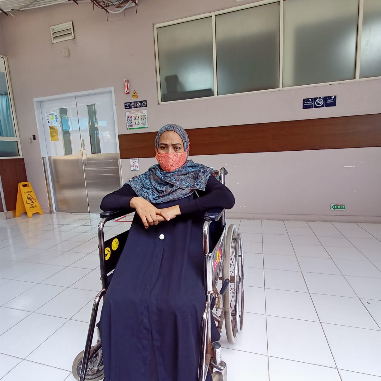 Bu Mumun Masih Berjuang Lawan Kanker yang Mendera Tubuhnya - BenihBaik.com